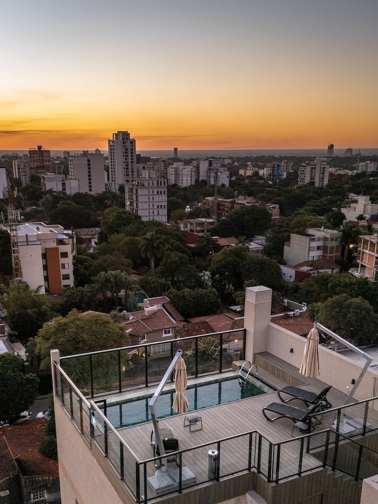 Divina Tower - Assunção