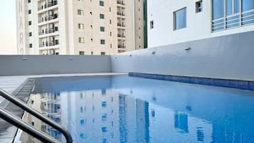 Apartamento Deluxe, varanda, vista para o mar | Terraço/pátio interior