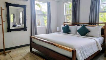 Quarto luxo | Roupas de cama antialérgicas, cortinas blackout, quartos à prova de som