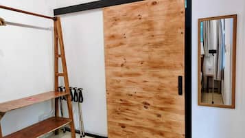 Standard Handicap | Roupas de cama antialérgicas, cortinas blackout, quartos à prova de som