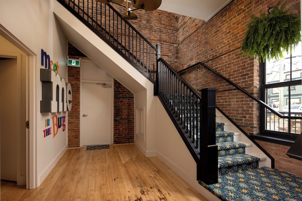 Hotel Stry - Amherstburg