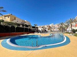 Apartamento | Piscina | Piscina externa