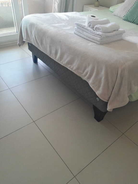 Spacious Santiago Apartment With Pool - Ideal Family Retreat In Santiago 1 - Santiago Arturo Merino Benítez Airport (SCL)
