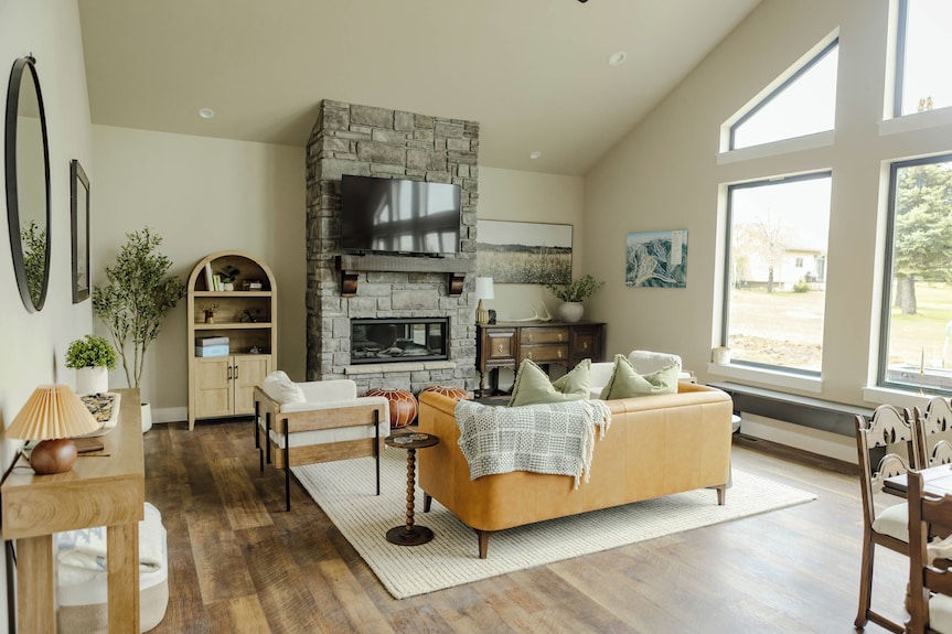 New Charming 3 Bedroom Cottage Nestled On The Scenic Red Lodge Golf Course - Montana