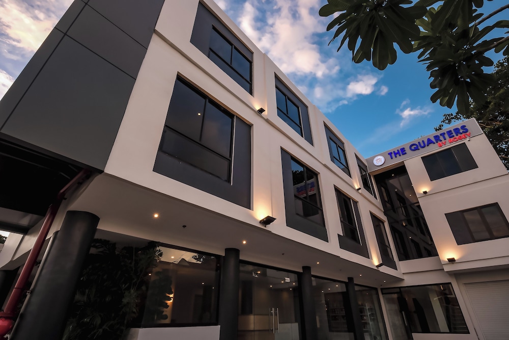 The Quarters By Rosey - Cabanatuan