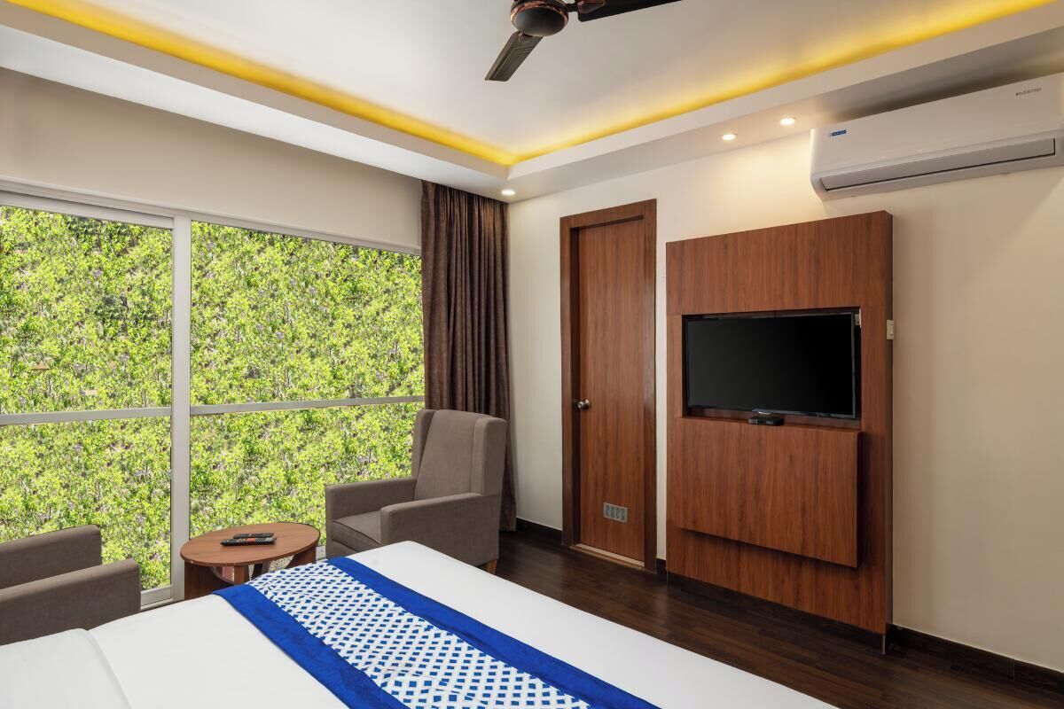 Quarto luxo | Wi-Fi de cortesia, roupa de cama