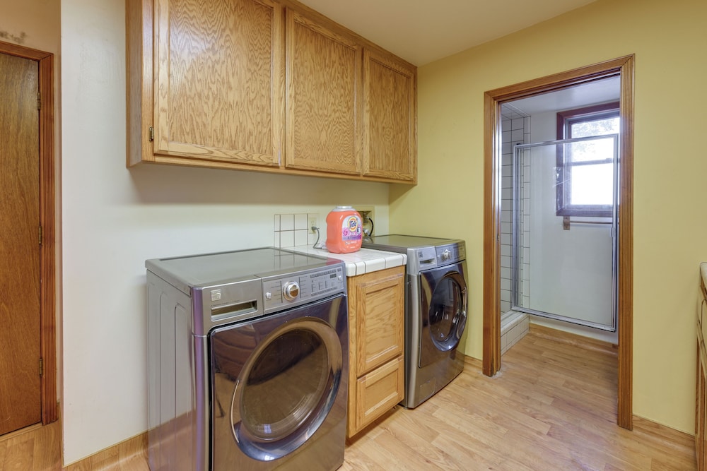 Simple Life Ranch W/ Hot Tub & Sauna In Keene! - Tehachapi, CA