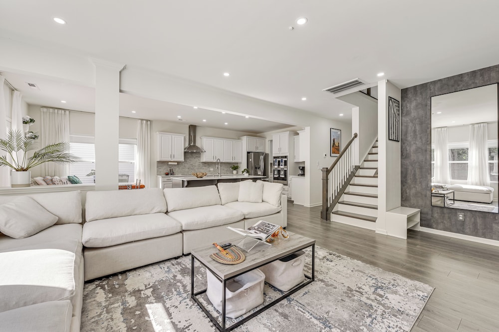 16 Mi To Dtwn Charlotte: Mt Holly Home W/ Grill - Gastonia, NC