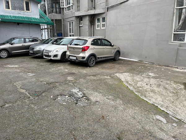 Amor Haven & Dine - Shimla