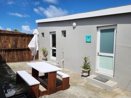 Apartamento, 1 quarto, fumadores, pátio | Entrada do alojamento