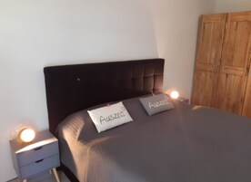 Apartamento em Condomínio Fechado, varanda, vista para a montanha | 1 quarto, Wi-fi grátis 