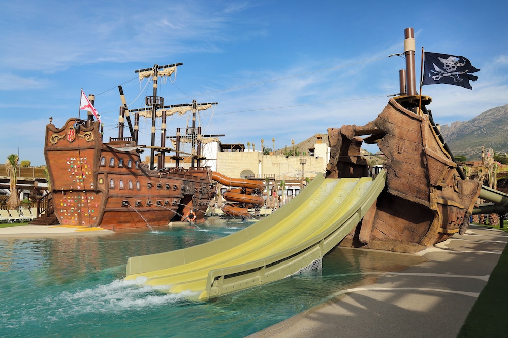 Magic Pirates Island Resort - Costa Blanca