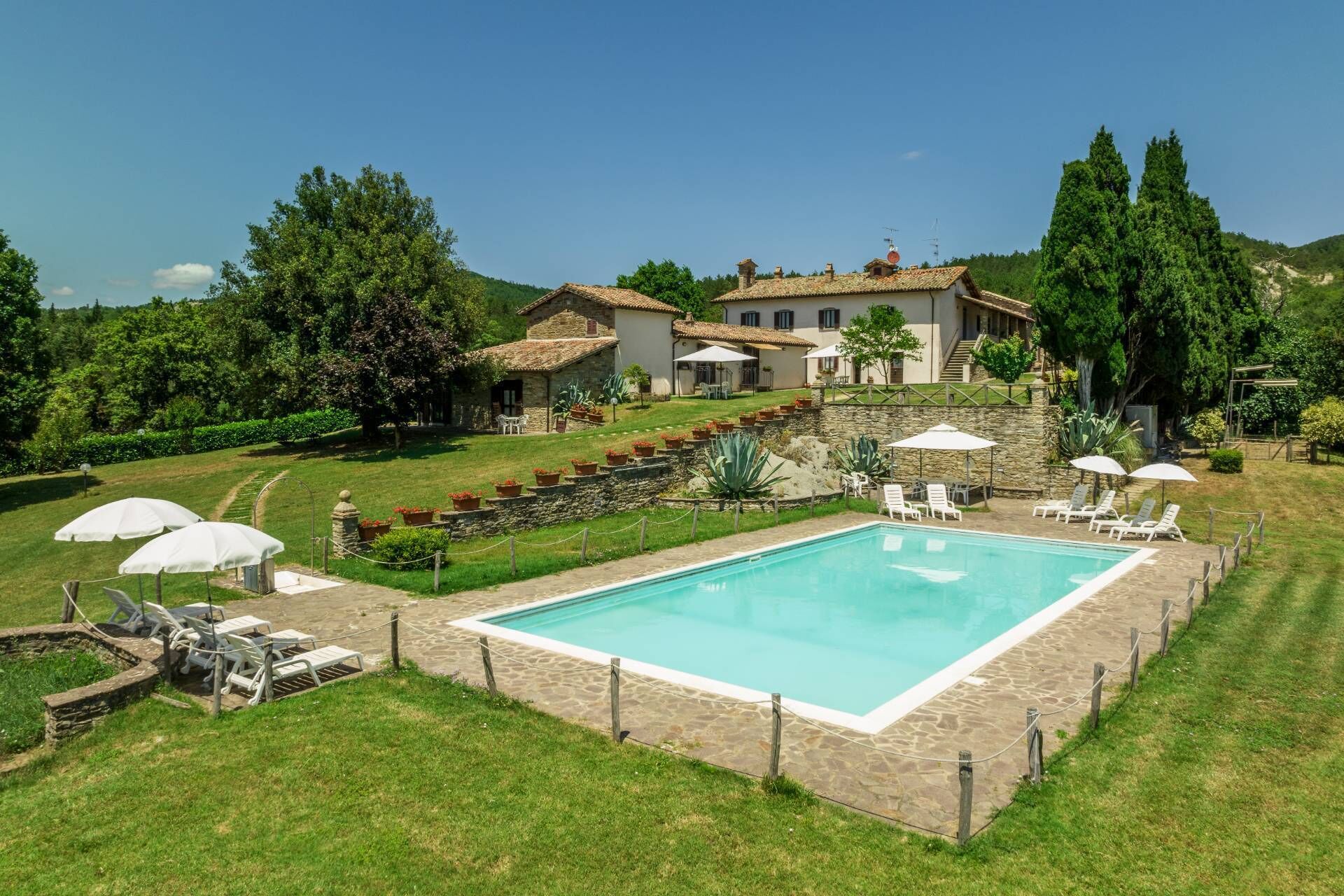 Fachada da propriedade