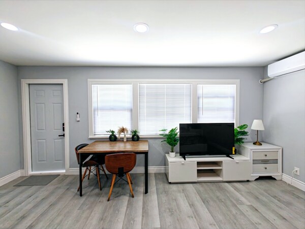 Private Entry Guest Unit-arcadia - Rosemead, CA