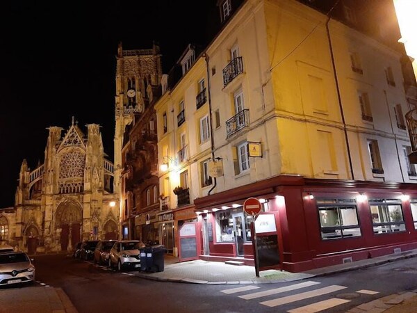 Hôtel Au Grand Duquesne - Dieppe