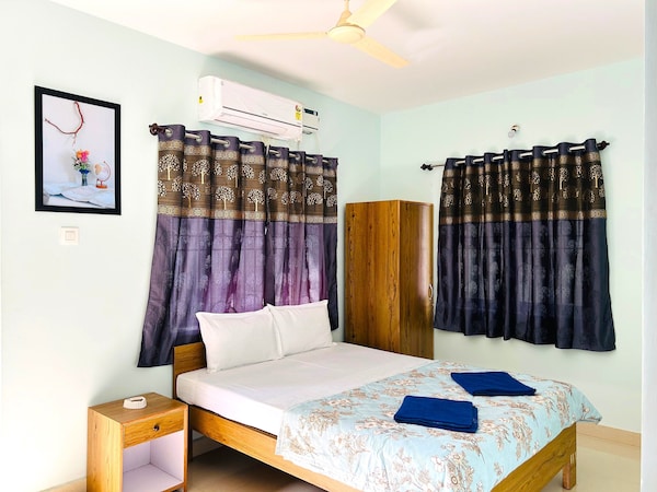 Blue Stay Inn Holiday Home - Near Baga Calangute Beach - Goa