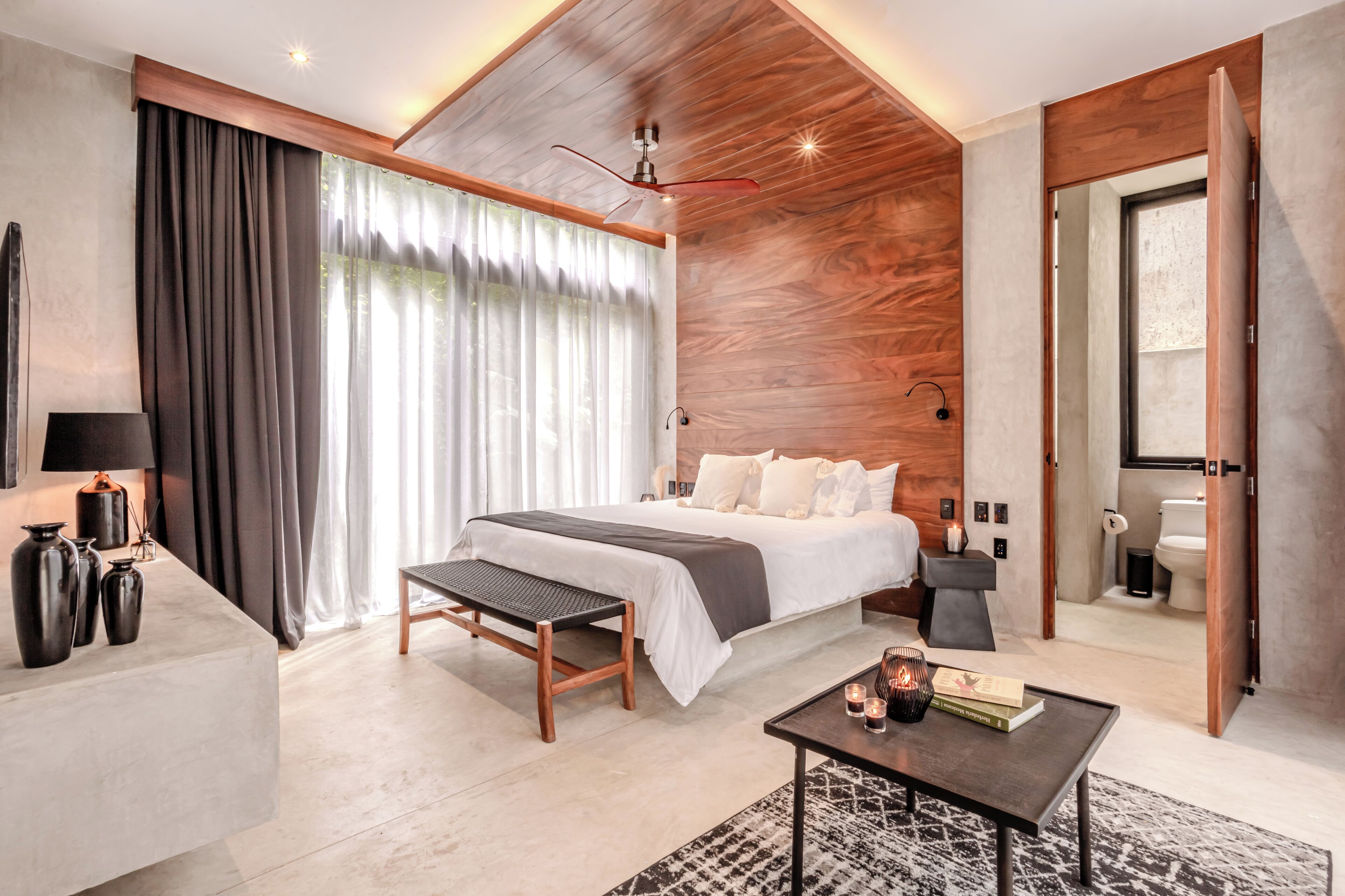 Villa Deluxe, pátio, junto à piscina | 4 quartos, Wi-fi grátis, roupa de cama fornecida 