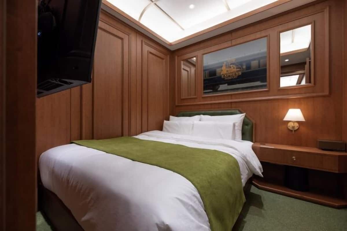 Roupa de alta qualidade, Wi-fi grátis, roupa de cama fornecida 