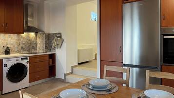 Casa, 2 quartos, vista para o mar | Sala de jantar