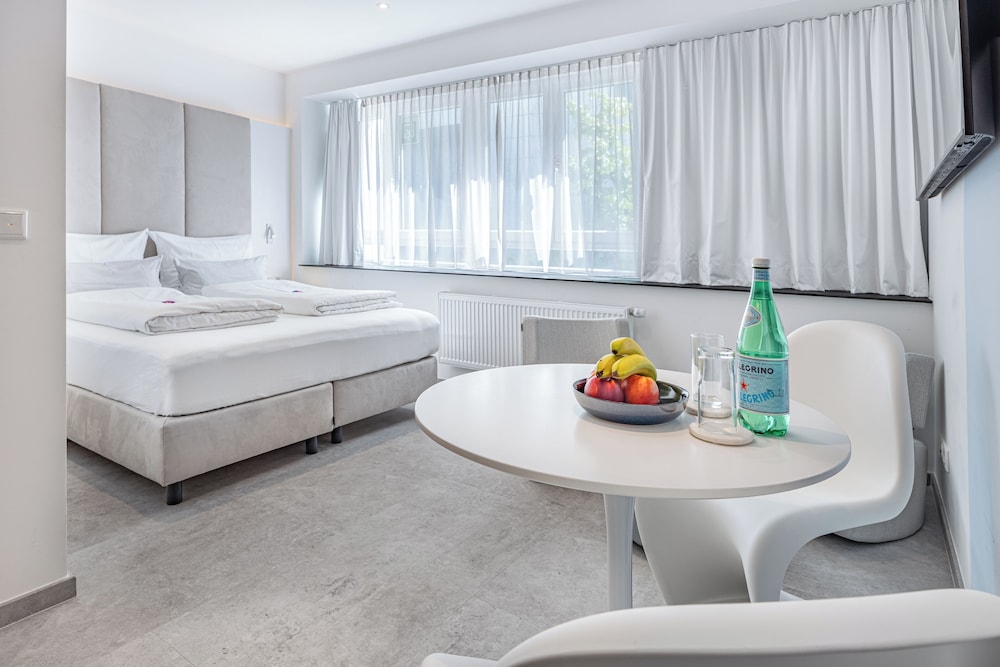 Zzzpace Smart-hotel Krefeld - Krefeld