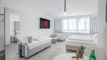 Quarto Triplo Premium | Wi-fi grátis, roupa de cama fornecida