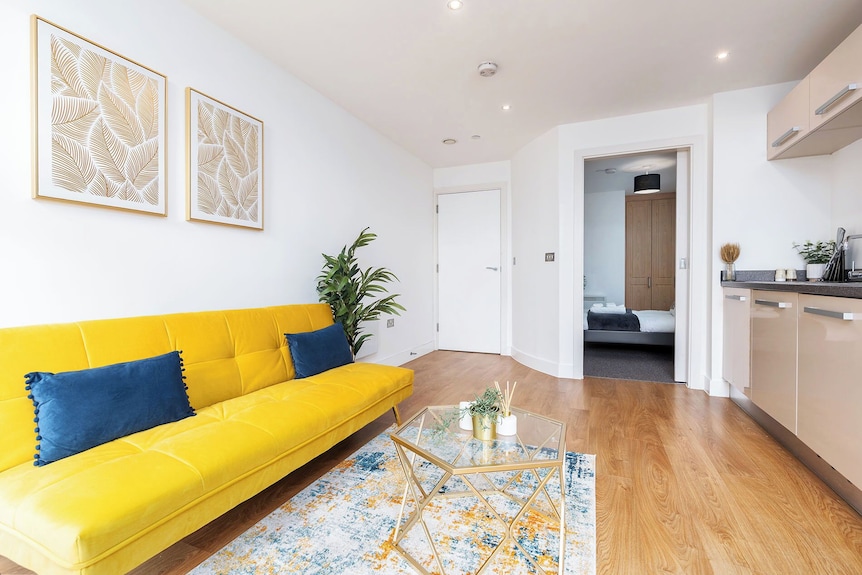 Exclusive Apartment - City Centre - Free Parking-netflix-juliet Balcony. - Leeds