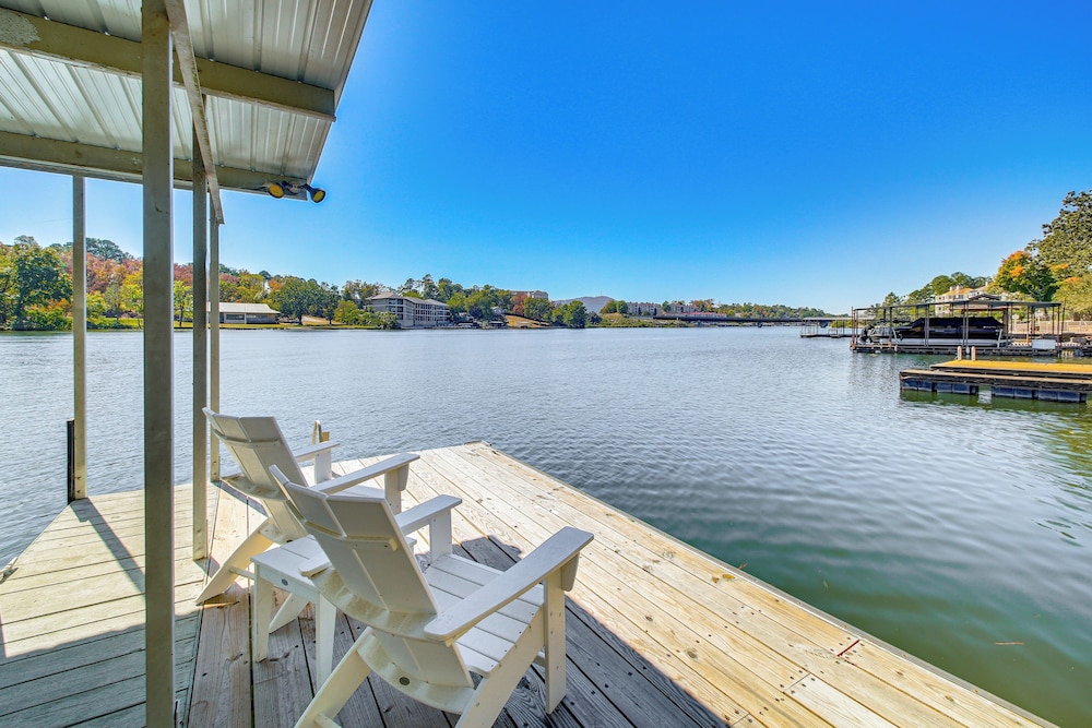 7 Mi To Hot Springs Natl Park: Home W/ Boat Slip - Hot Springs, AR