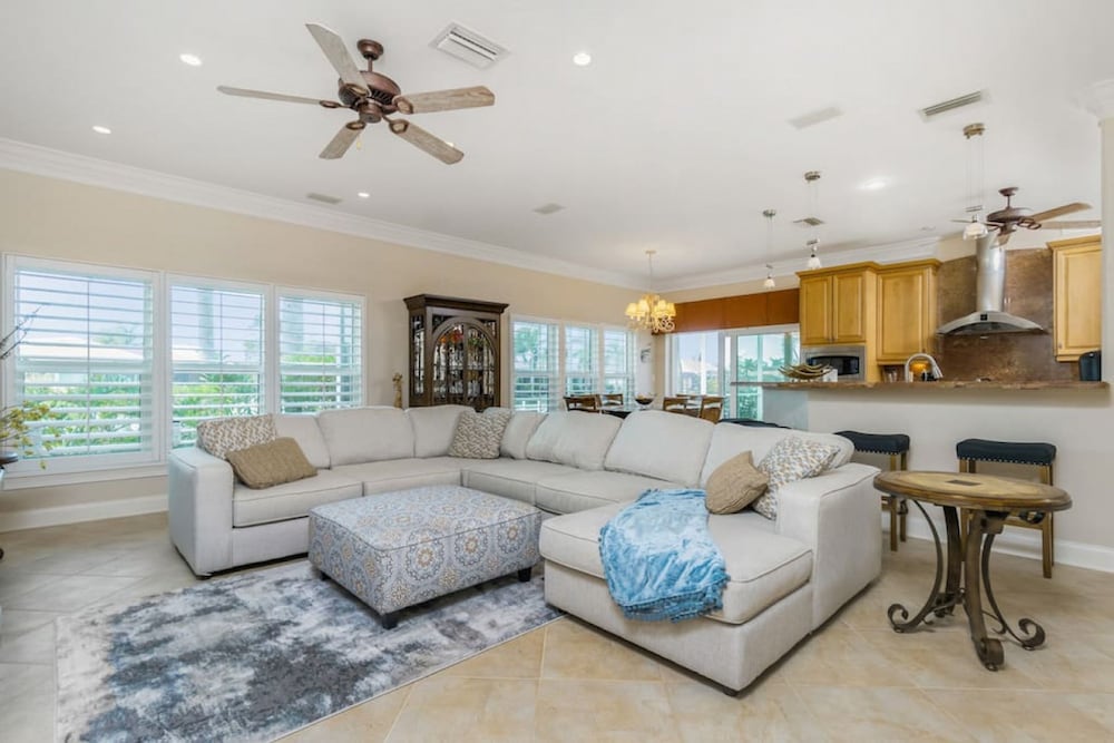 Villa Hibiscus - Waterfront Luxury Home - Punta Gorda Fl - Punta Gorda, FL