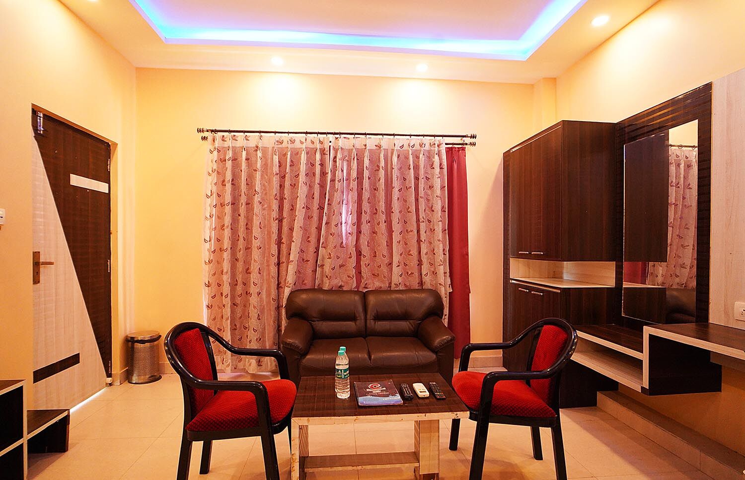 Quarto Duplo Deluxe, varanda, vista para o jardim | Secretária, quartos insonorizados, Wi-fi grátis 