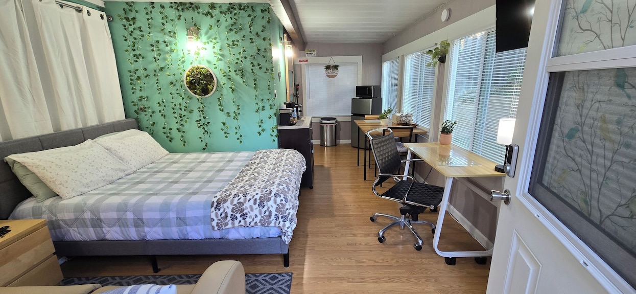 Cozy Guesthouse/garden Hideaway Retreat, Private Entrance, Safe And Quiet Area - Six Flags Discovery Kingdom, Vallejo