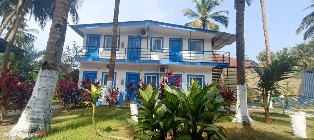 Dom Pedros Haven Resort - Tranquil Retreat By The Sea - Goa