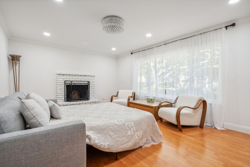 Spacious Mountain View Duplex In Prime Location - Palo Alto, CA