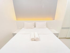 Apartamento luxo | 2 quartos, escrivaninha