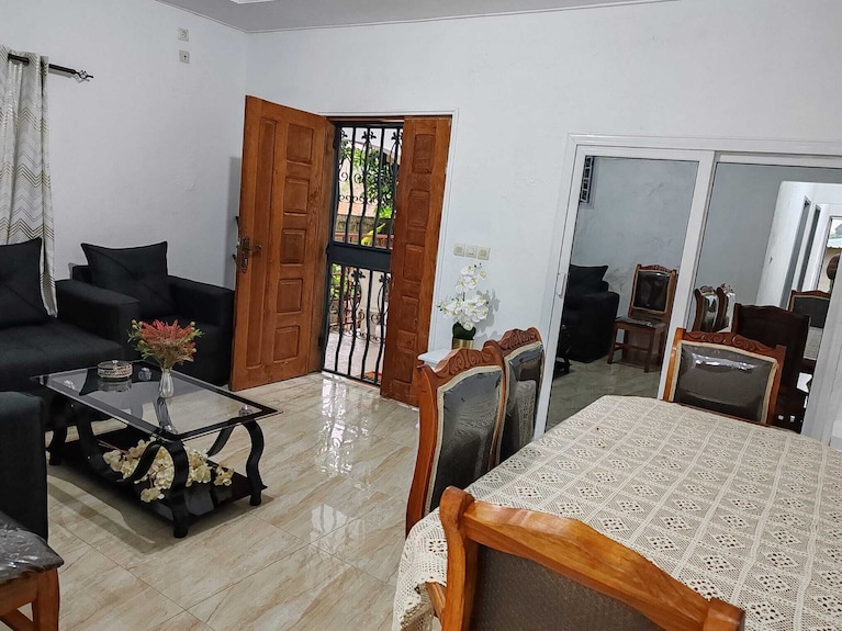 Maison De 2 Chambres Avec Jardin - Location Vacances Libreville - Akanda - Gabon - Libreville
