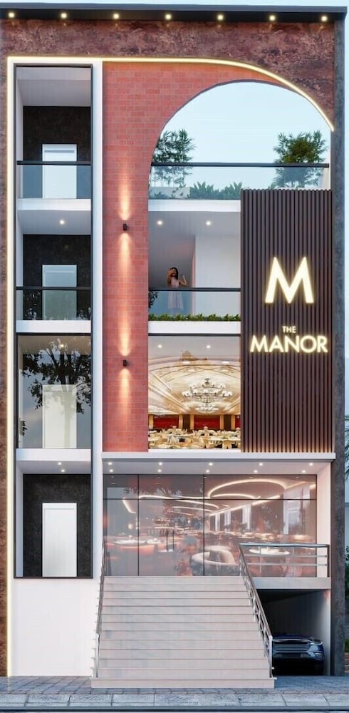 Hotel The Manor - Varanasi