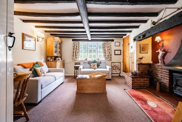 Host Stay Sandpipers - Holt