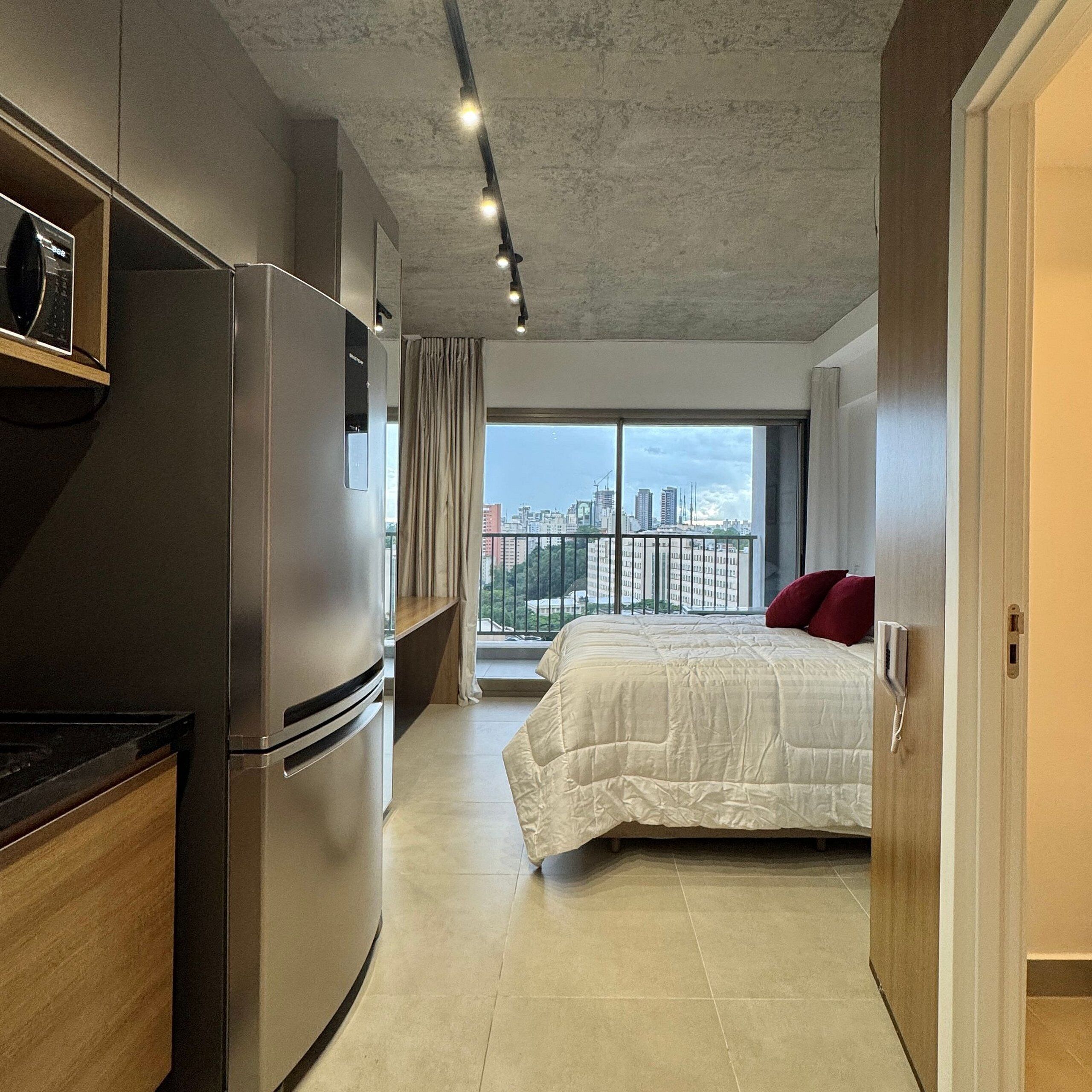 Apartamento Básico | 1 quarto, secretária, secretária adequada para computadores portáteis 