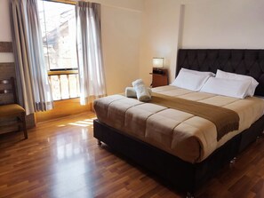 Quarto Deluxe | Roupa de alta qualidade, edredões de penas