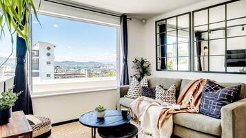 Apartamento | 2 quartos, secretária, internet de alta velocidade