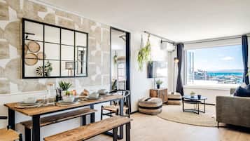 Apartamento | 2 quartos, secretária, internet de alta velocidade