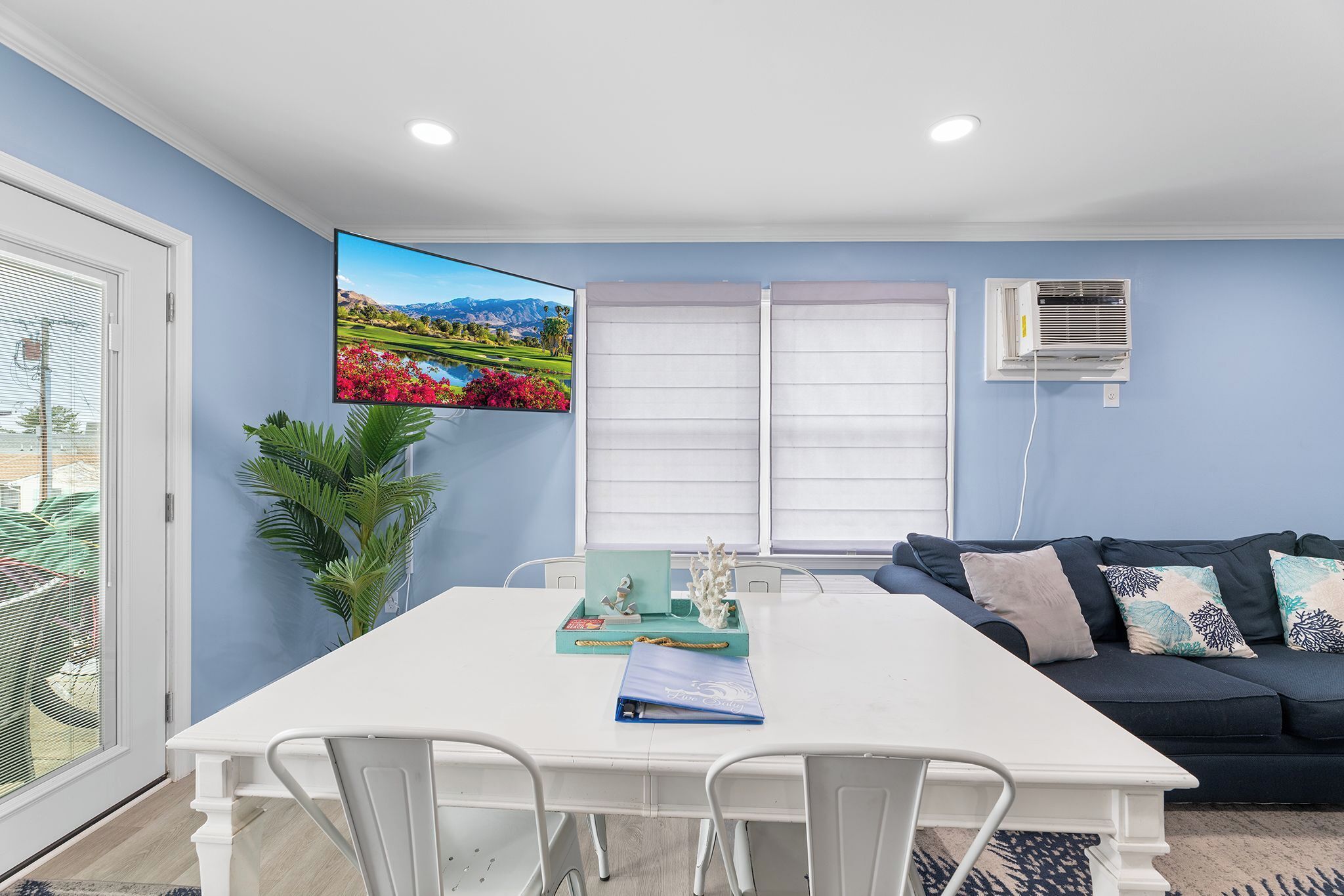 2 Bedroom 1 Bath, Close To The Ocean - 오션 시티