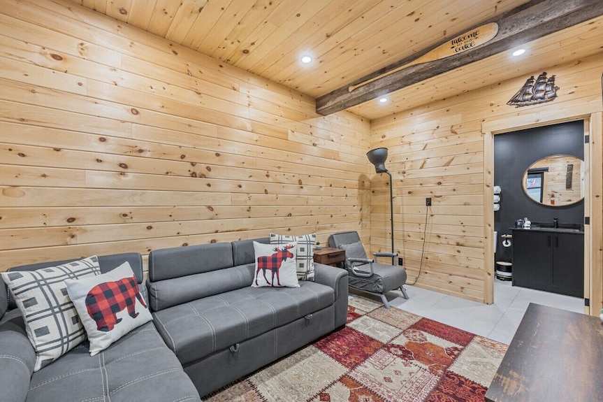 Beachfront Retreat - Huge Beach/water Toys! - Midland