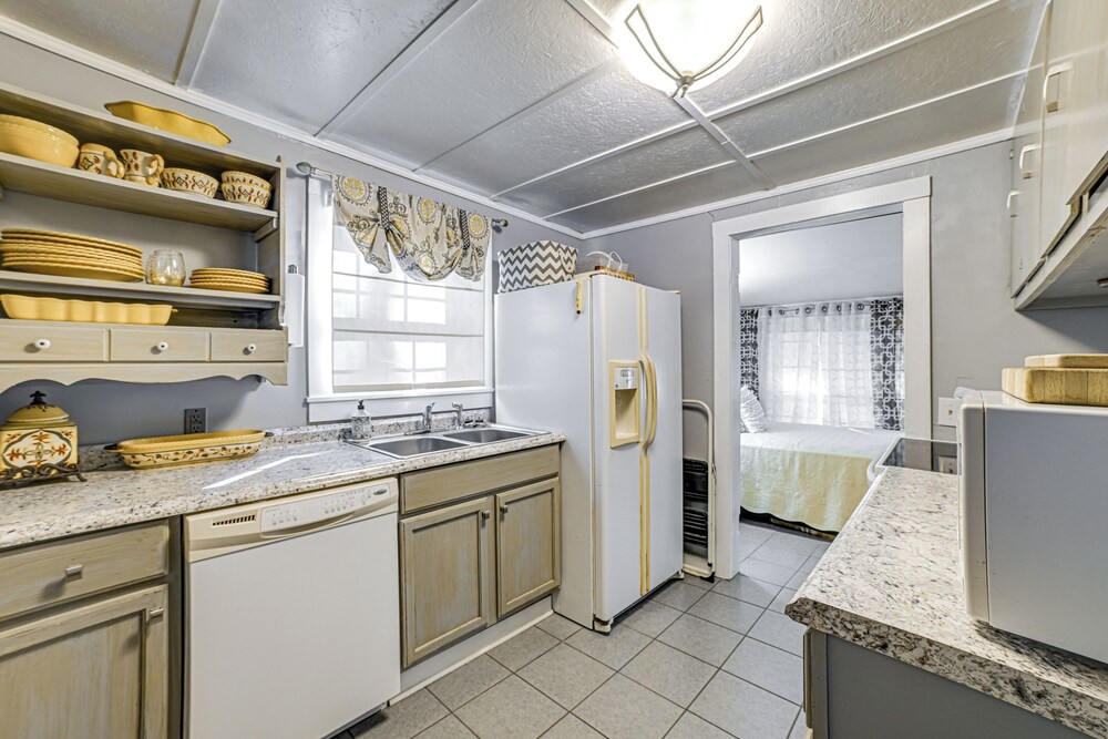 < 1 Mi To Fishing: Springville Home W/ Fireplace! - Paris Landing State Park, Buchanan