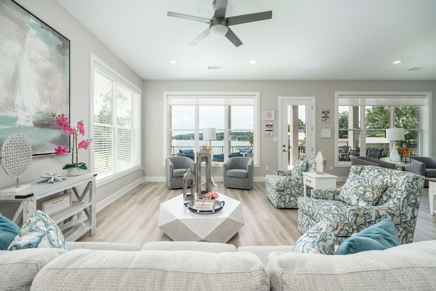 Luxe 8br Lakefront Home, Private Pool, Hot Tub, Gameroom, Putting Green, Firepit - Hot Springs, AR