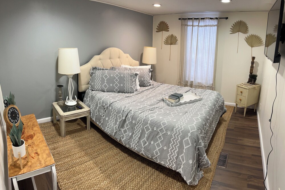 Your Cozy Boho Cabin In The Woods Located In Grayling Michigan ...