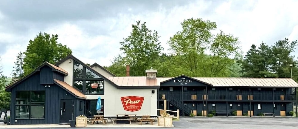 The Lincoln Boutique Motel - Ellicottville, NY
