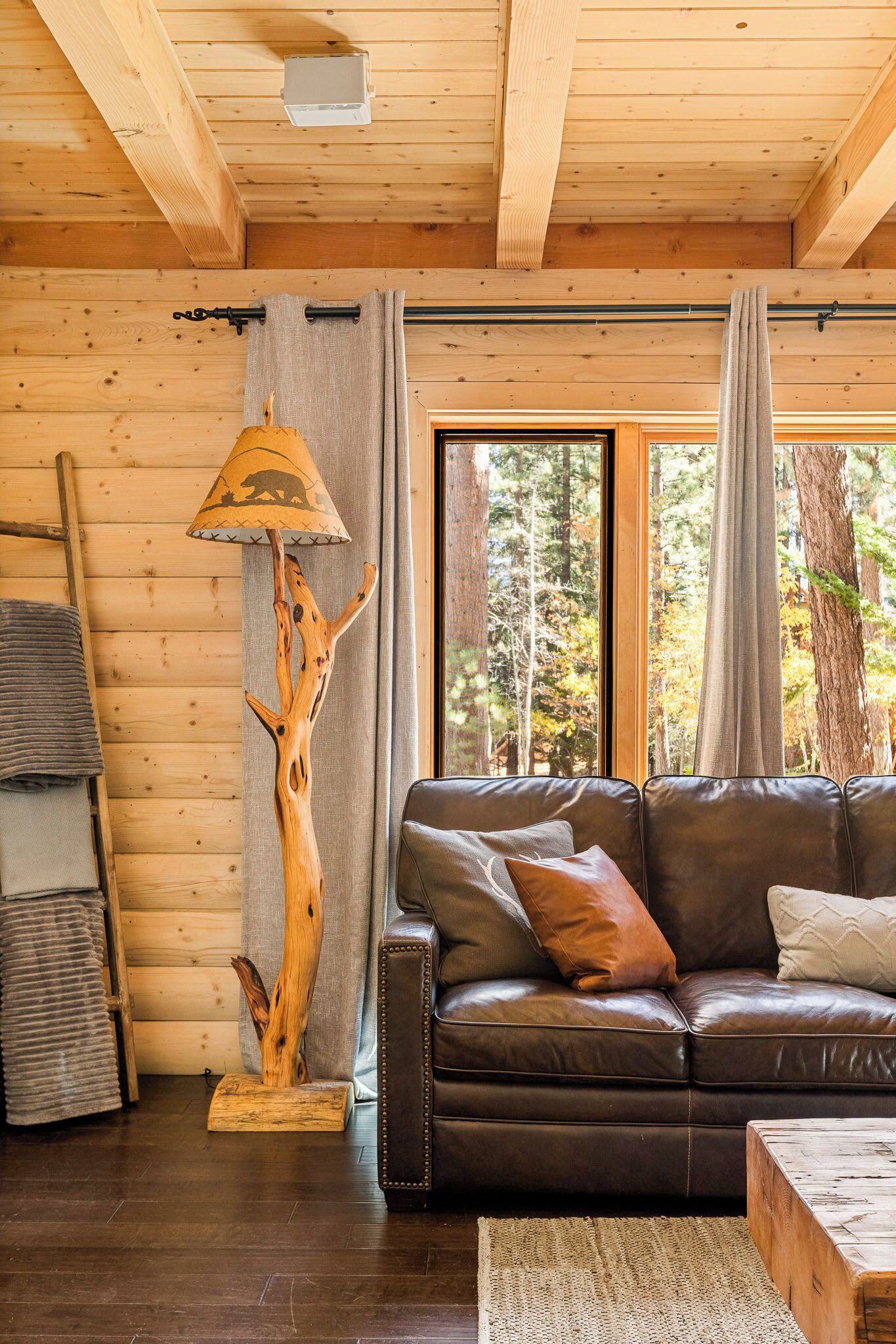 Summit Pine Lodge  Walk To Snow Summit! - Snow Summit Ski Resort, CA