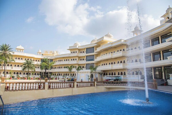 Labh Garh Palace Resort & Spa - Gujarat