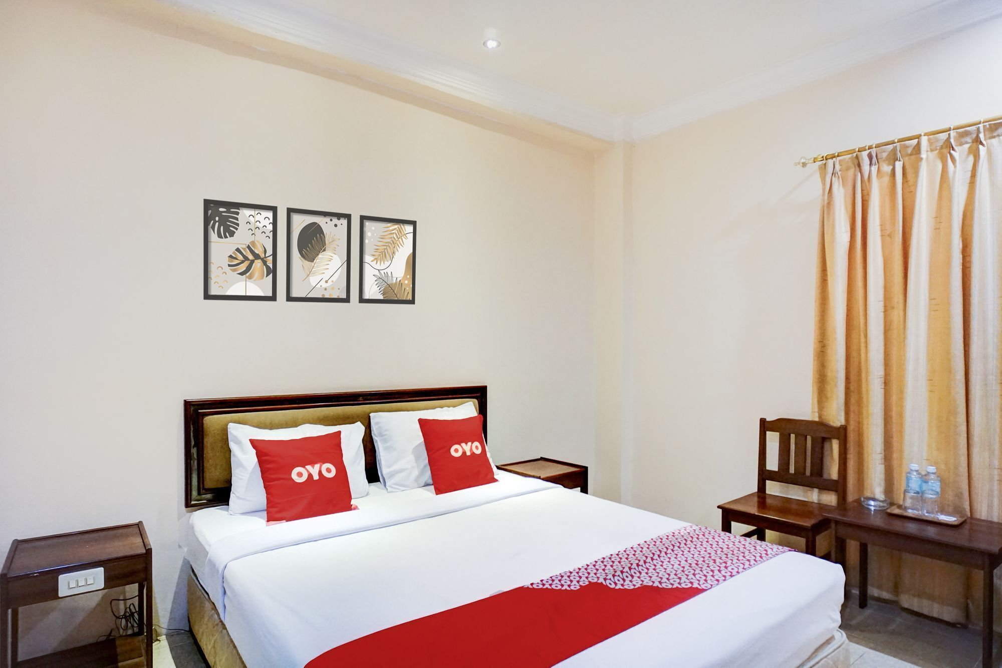 Quarto Duplo Deluxe | Secretária adequada para computadores portáteis, Wi-fi grátis 