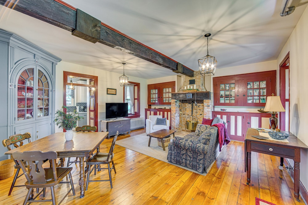 Walk To Creek: Mount Joy Home W/ Peacocks On-site! - Lititz, PA